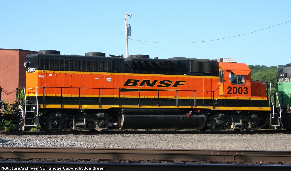 BNSF 2003